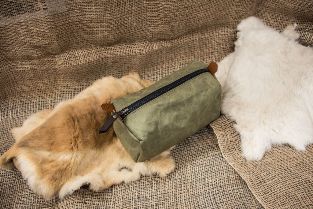 Deep Peg Pouch – The Spoon Crank
