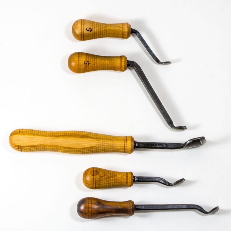 Hooked Dogleg Gouges – The Spoon Crank