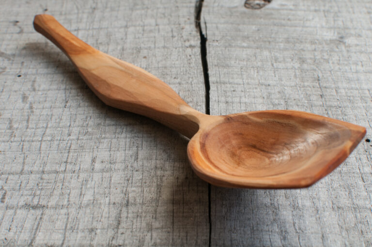 Cherry eating spoon - The Spoon Crank