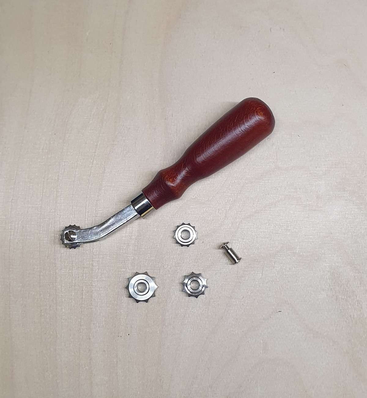 Overstitch Wheel - The Spoon Crank