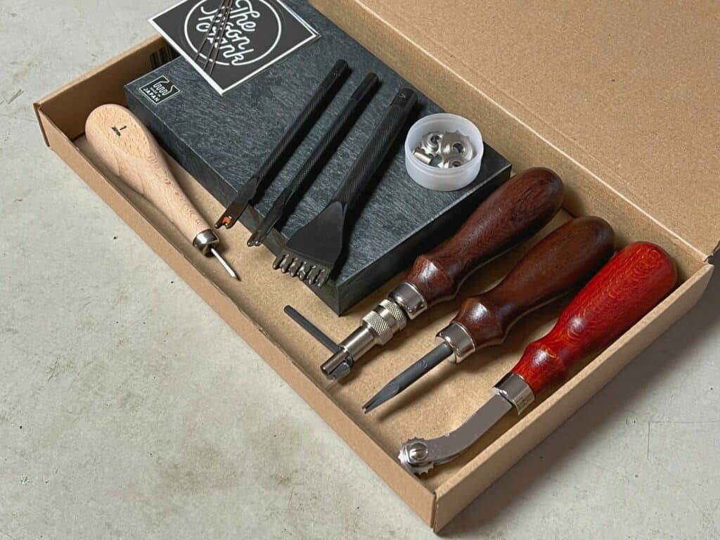 Leather Craft Tool Kit- Hand Sewing Kit - The Spoon Crank