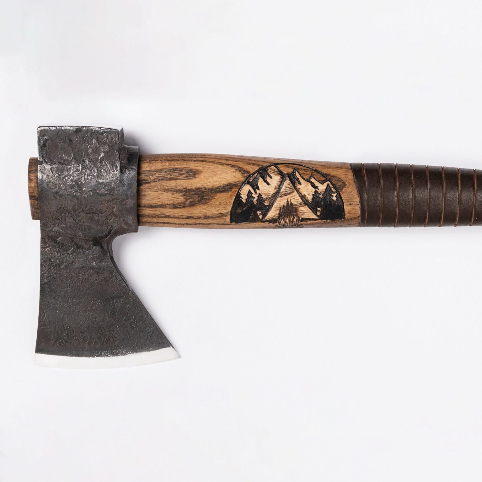 Bushcraft Axe with Short Handle - The Spoon Crank