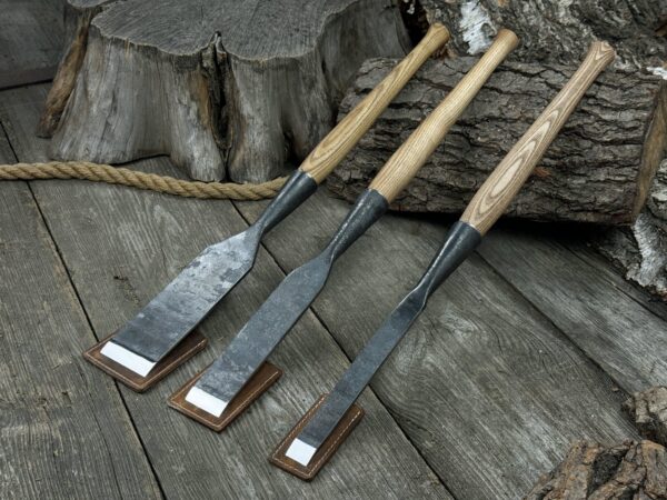 Set of Three Timber Chisels – The Spoon Crank