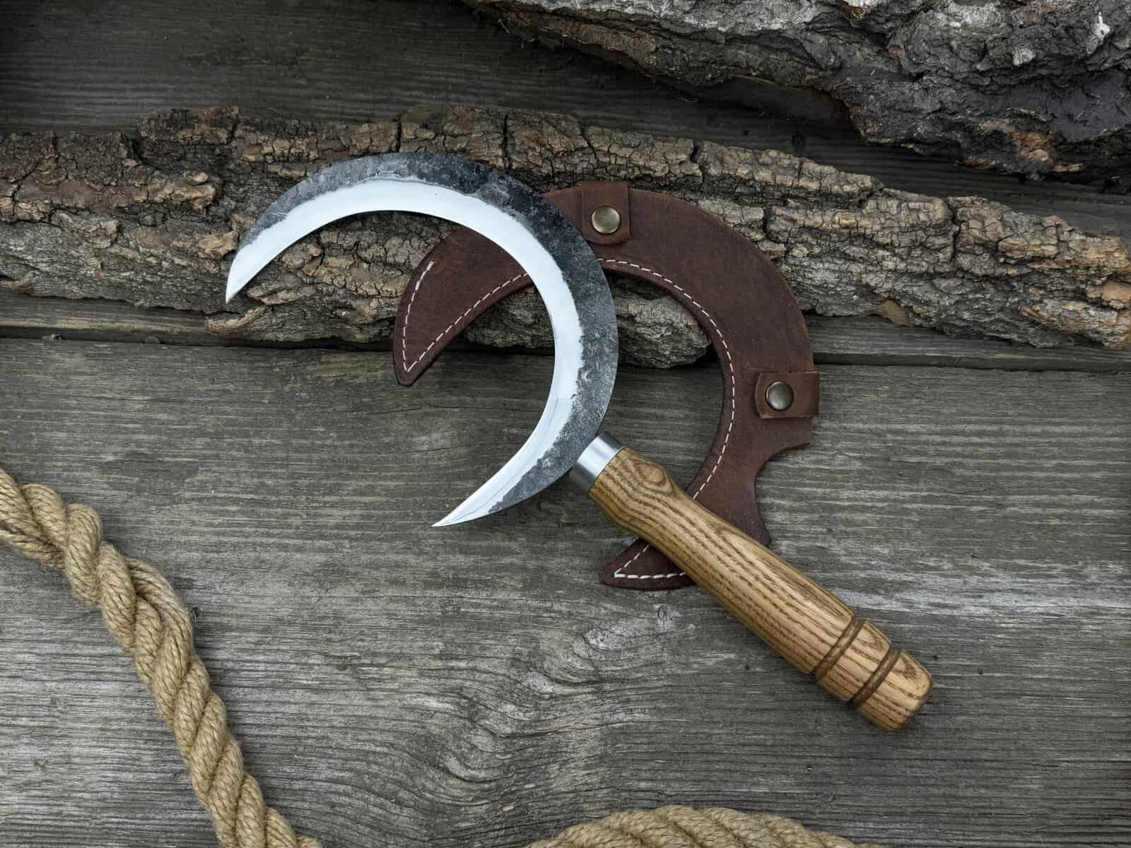 Hand-Forged Athame Ritual Witch Sickle, ⌀16.5 cm (6.5 inches) – The ...