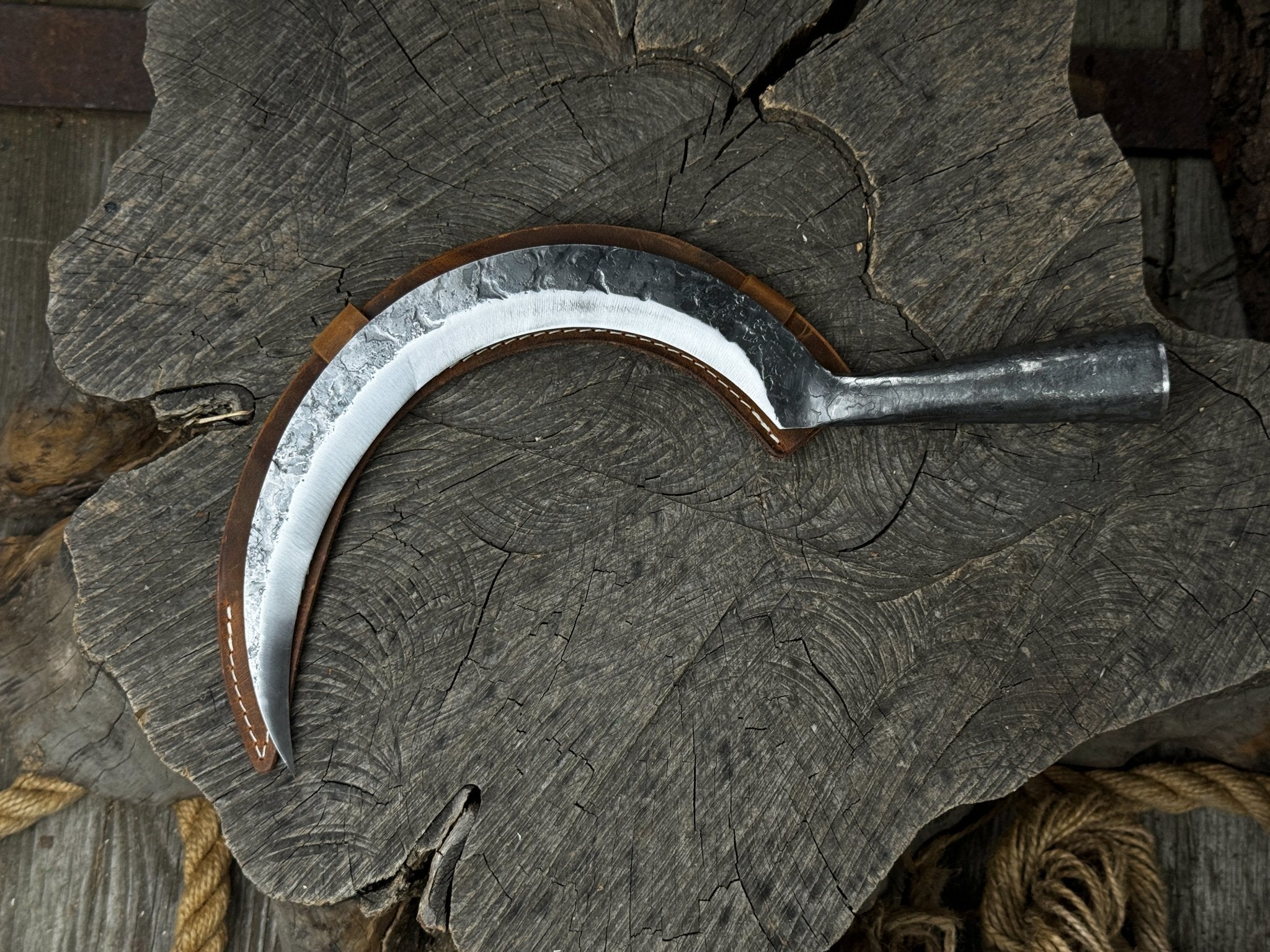 Hand-Forged Large Sickle, ⌀19 cm (7.5 inches) – The Spoon Crank